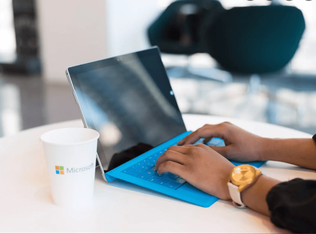 DexMach chez Cegeka. Plus de cloud public - Solutions Magazine